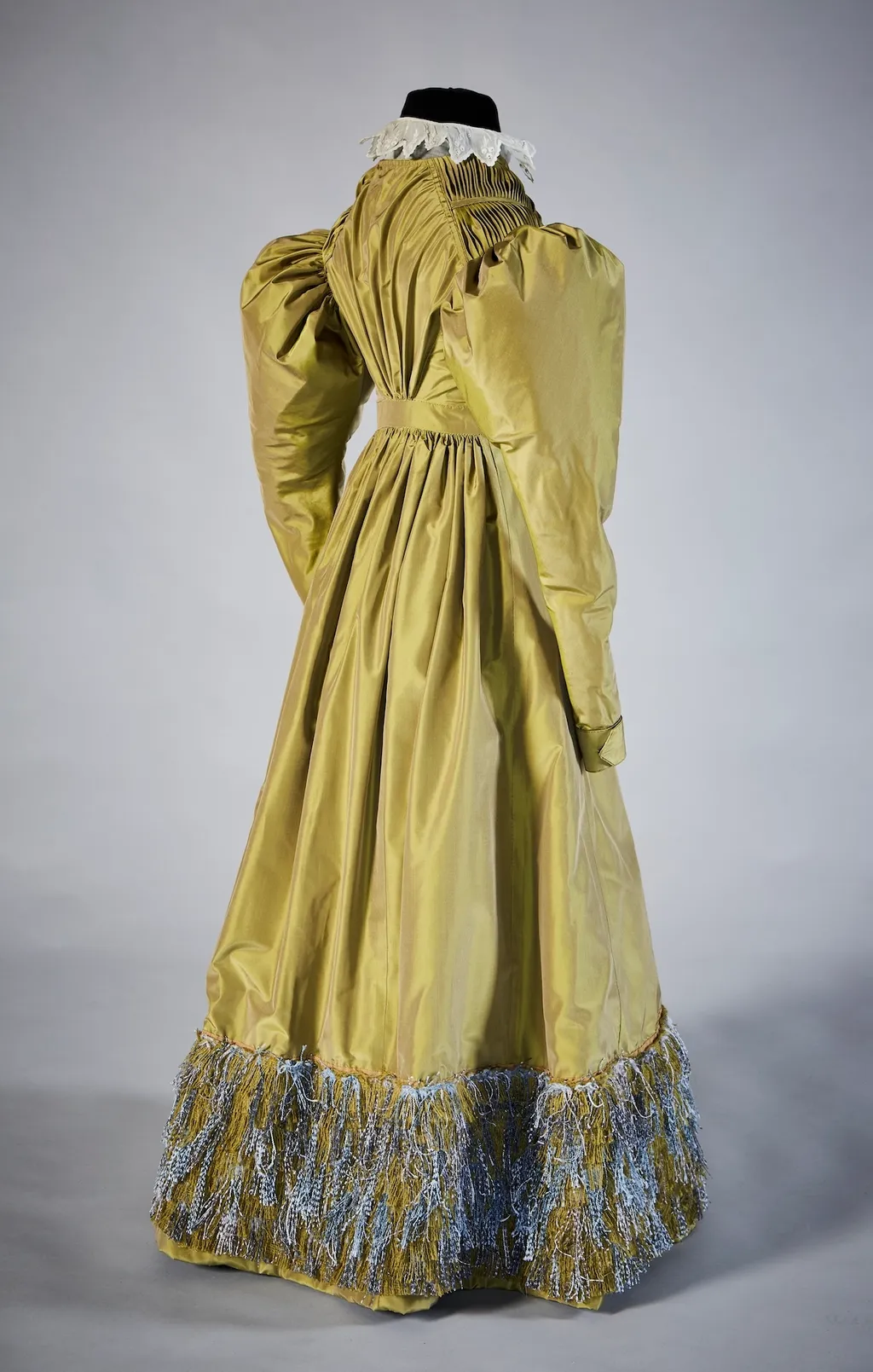 MA Historical Costume – AUB – Arts University Bournemouth