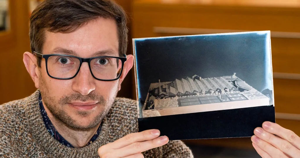 Britain’s largest modelmaking… – AUB – Arts University Bournemouth