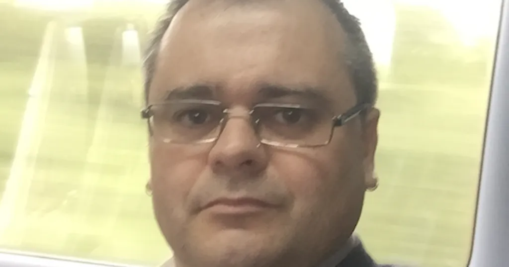 Manolo Lozano | AUB Staff Profiles